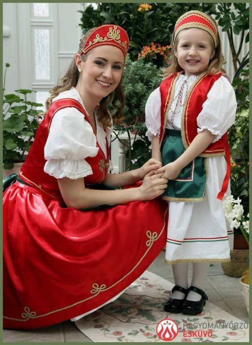 Magyar ruha-csárdás ruha - Hagyományőrző Bolt